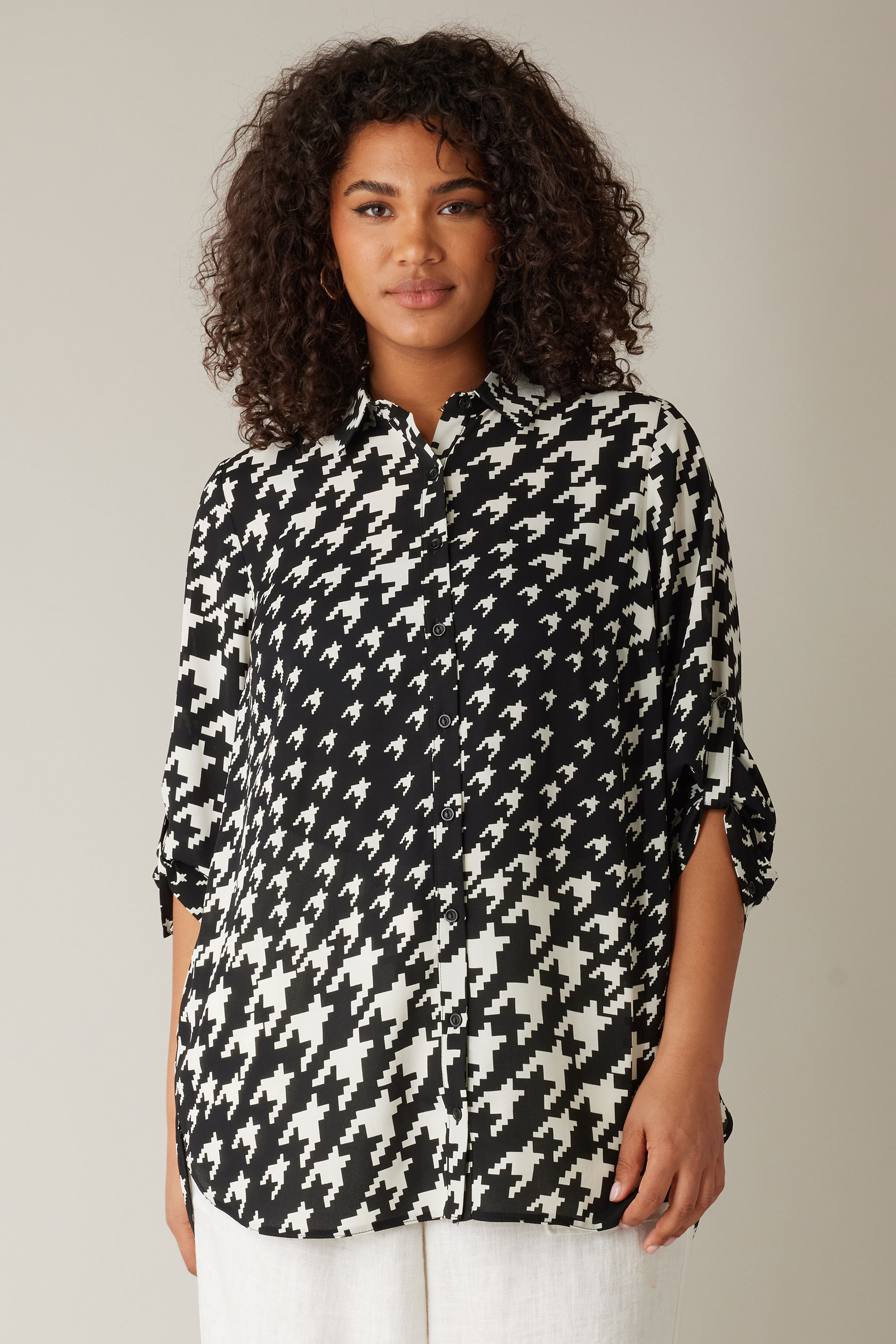 EVANS Plus Size Black Dogtooth Print Tab Sleeve Shirt | Evans